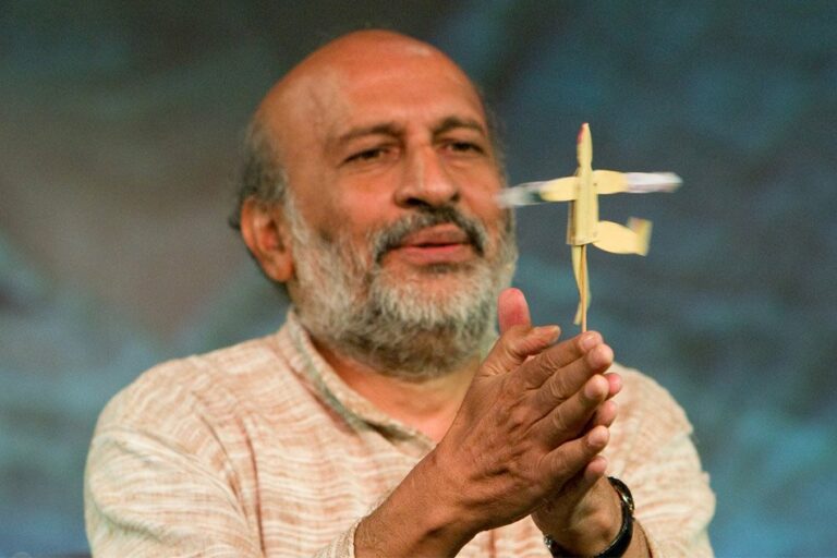 Arvind Gupta: Turning Trash Into Toys For learning - The Logical Indian