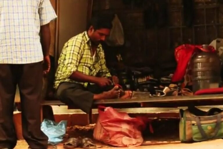 The Lower Class People "Chote Log" - The Logical Indian