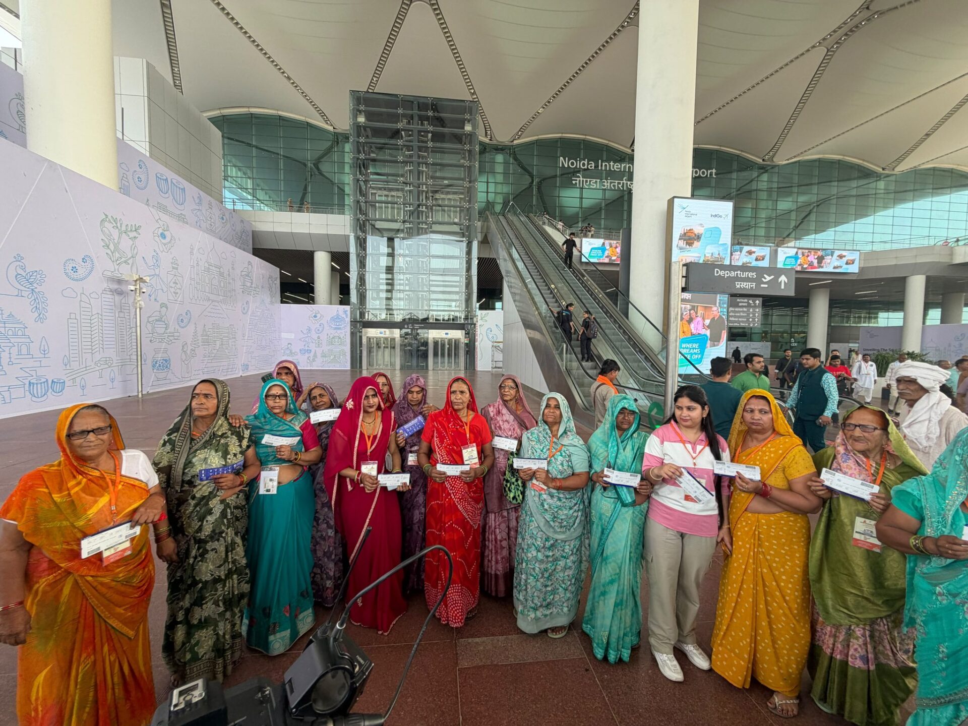 170 Land-Giving Farmers Including 20 Women Take Inaugural Flight from ...